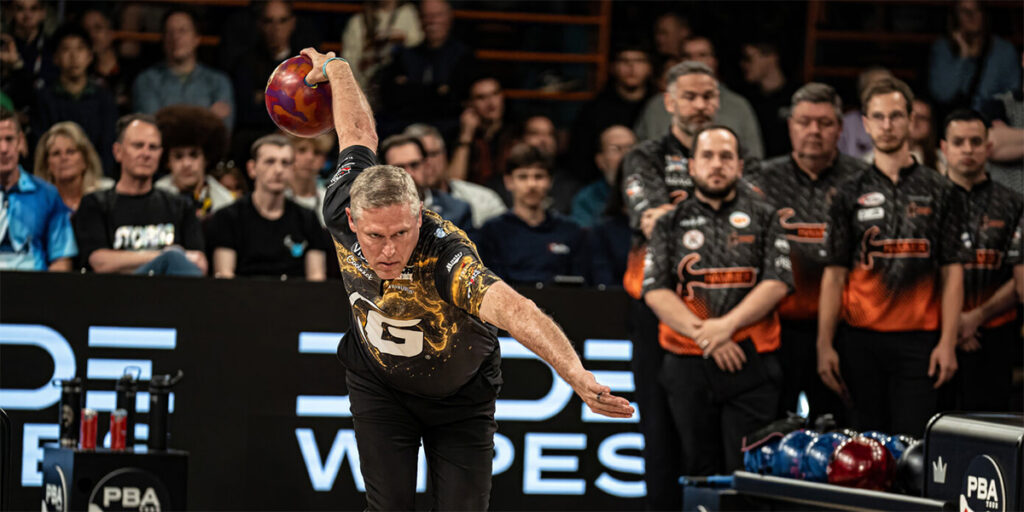 クリス・バーンズがPBA50バラード選手権で首位発進！WSOB IIIの幕開けを飾る – Pro Bowling Info